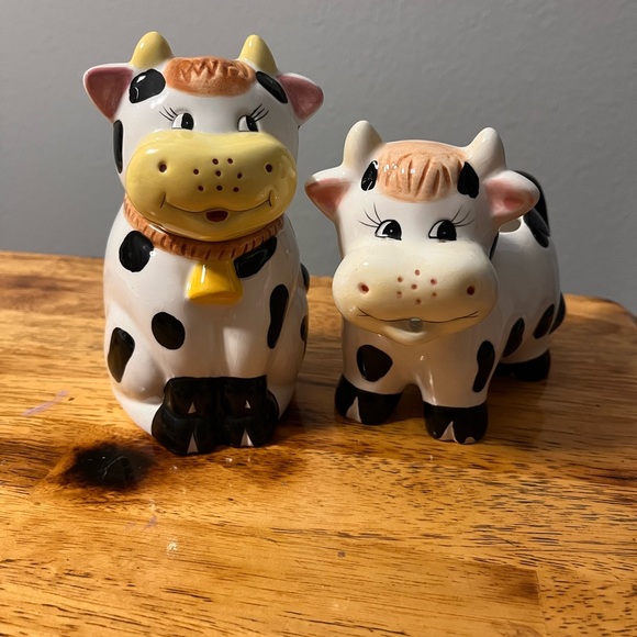 Houston | Dining | Vintage Houston Harvest Black White Cow Creamer ...